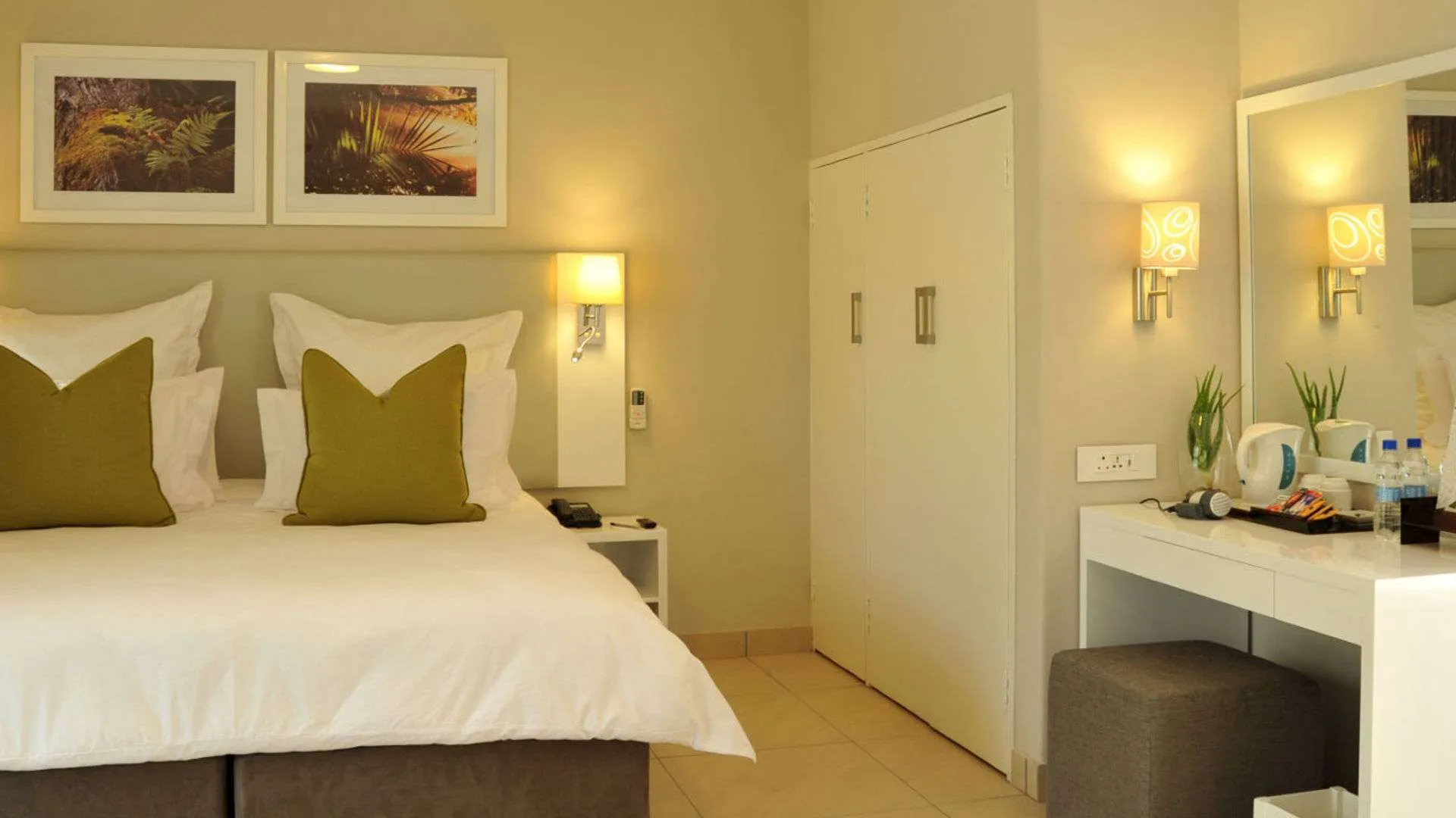 Cresta Sprayview – Zimbabwe A World of Wonders