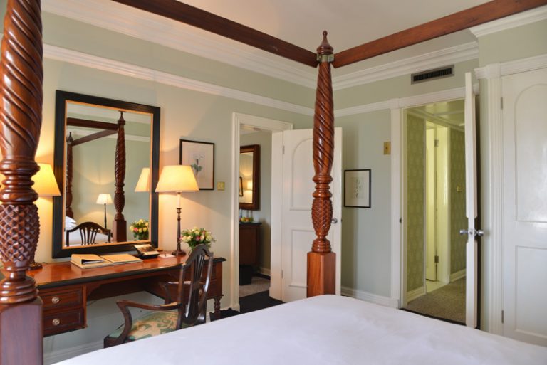 Meikles Luxury Hotel – Zimbabwe A World of Wonders