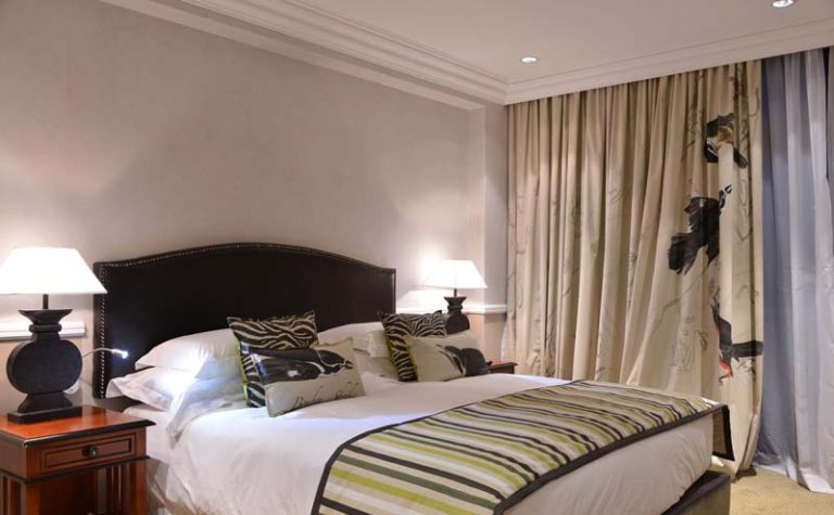 Meikles Luxury Hotel – Zimbabwe A World of Wonders
