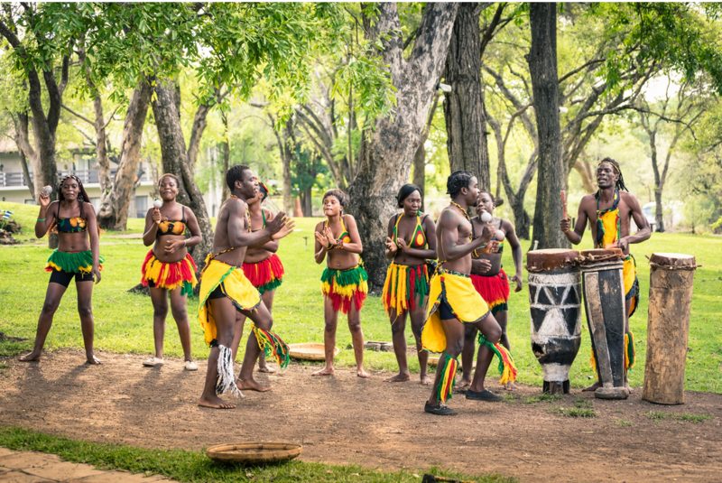 8 Best Zimbabwe Safari Destinations for Wildlife, Culture, History ...